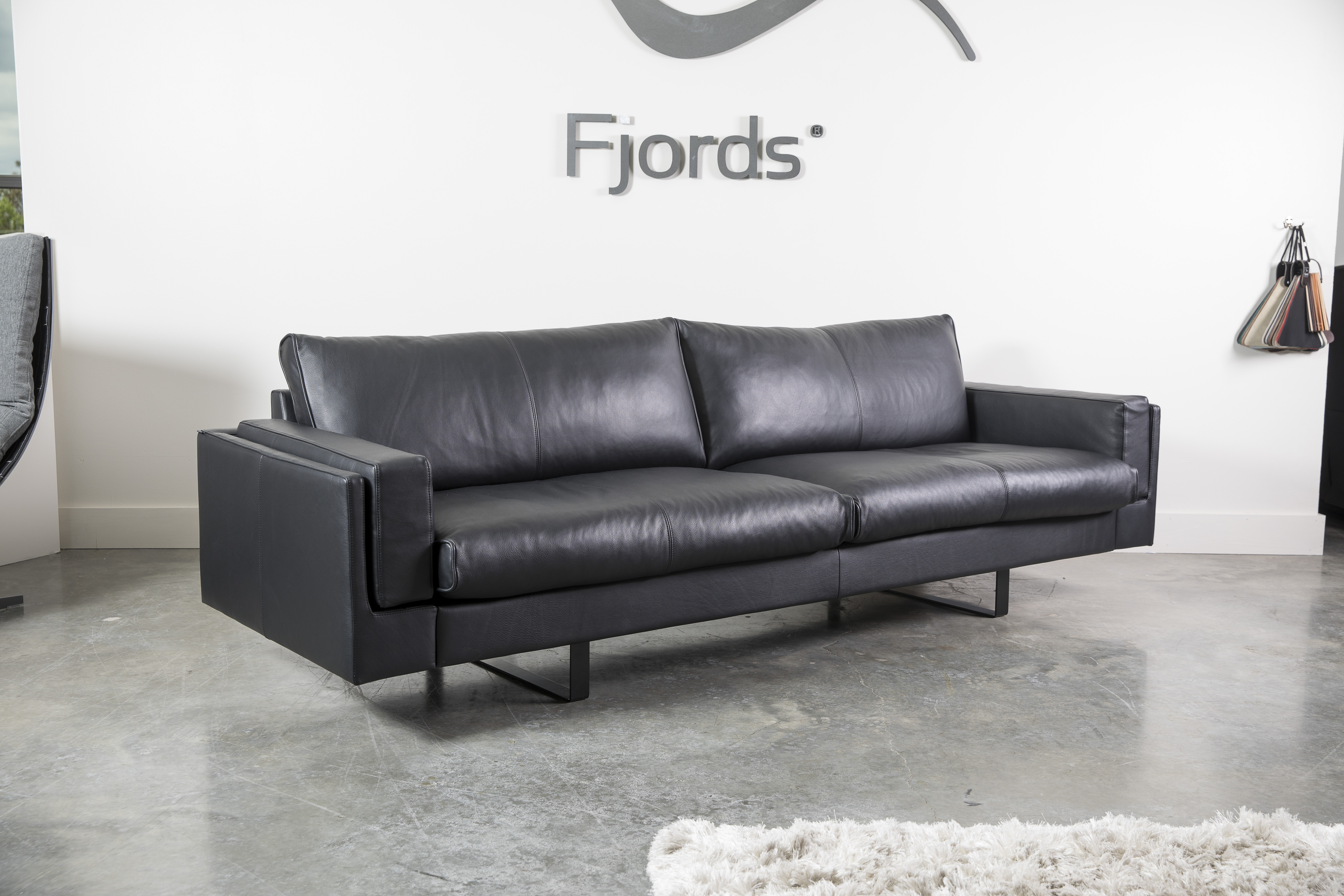 Index of /Images/Nordicsofa
